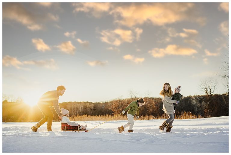 5 Tips for Family Photos in the Snow